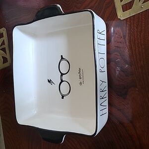 Rae Dunn | Kitchen | Rae Dunn Harry Potter Bakeware Dish | Poshmark